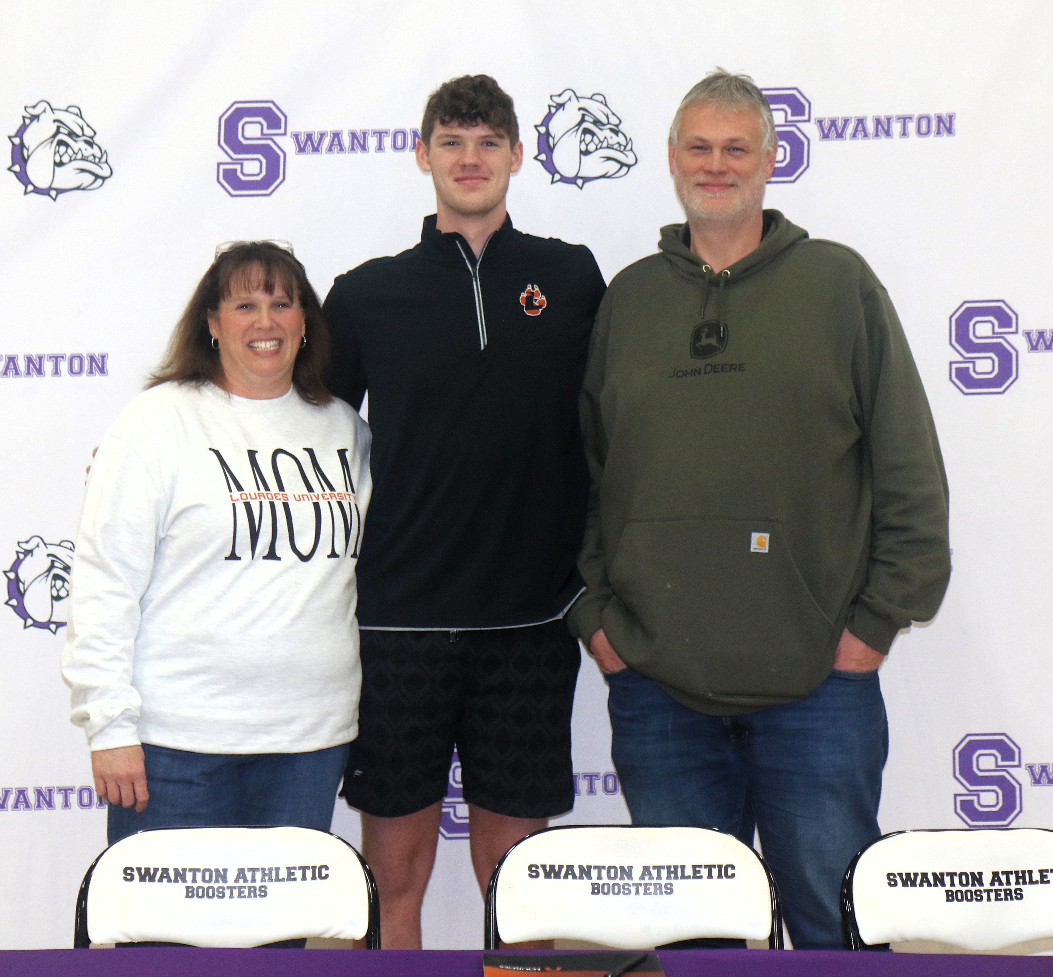 Swanton’s Charlie Wood Signs with Lourdes | Fulton County Ohio Media